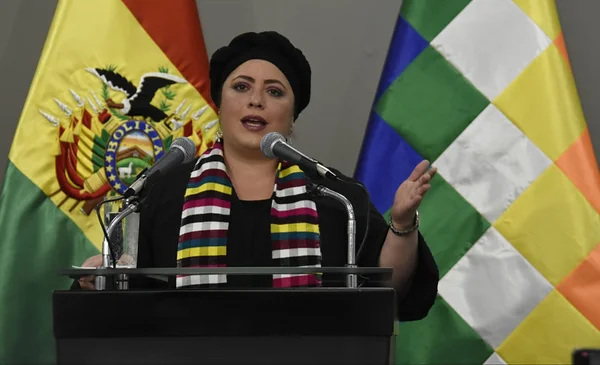 María Nela Prada asume como ministra interina de Medio Ambiente| Red ...