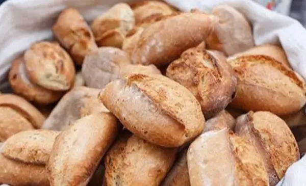 ¿Por qué le dicen "pan de batalla" a la marraqueta? Conoce la historia ...