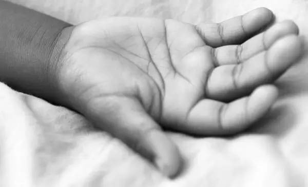 Menor pierde la vida porque sus padres prefirieron un curandero| Red ...