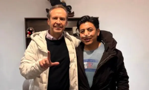 Tuto Quiroga visita a Marco Pumari tras su liberación en Potosí| Red ...