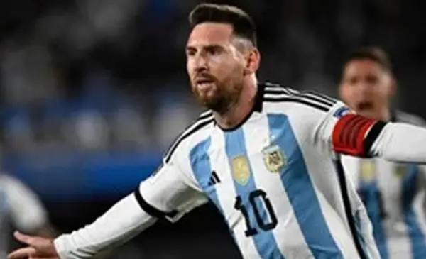 Con un golazo de Lionel Messi, Argentina le ganó 1-0 a Ecuador en el inicio de las Eliminatorias ...