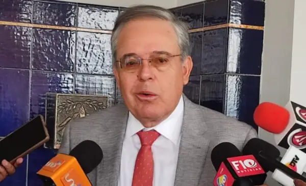 Libre pide una transición ordenada y critica decisiones de última hora ...