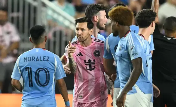 Messi y De Paul explotaron contra Maxi Moralez: duro cruce en la final ...