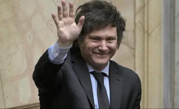 Javier Milei asume la presidencia y marca el comienzo de una nueva era en Argentina| Red Uno de ...