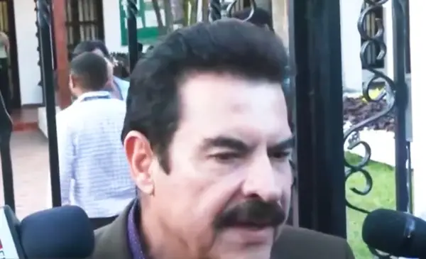 Manfred Reyes Villa no descarta un acompañante cruceño para su fórmula ...