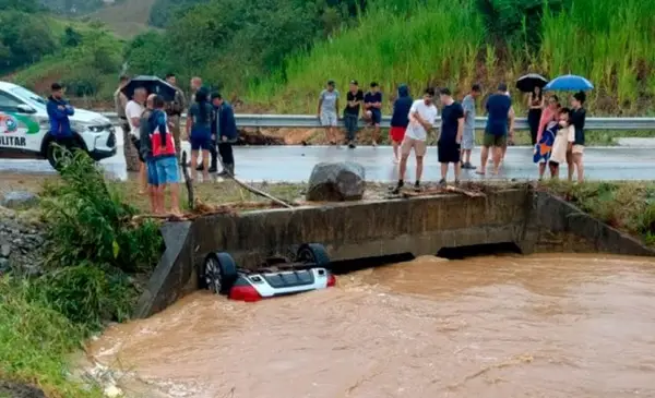 Tragedia en Brasil: Familia de migrantes, incluyendo un bebé, muere ...