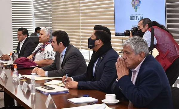 Suspenden reunión entre alcaldes y el Gobierno; será reprogramada| Red ...